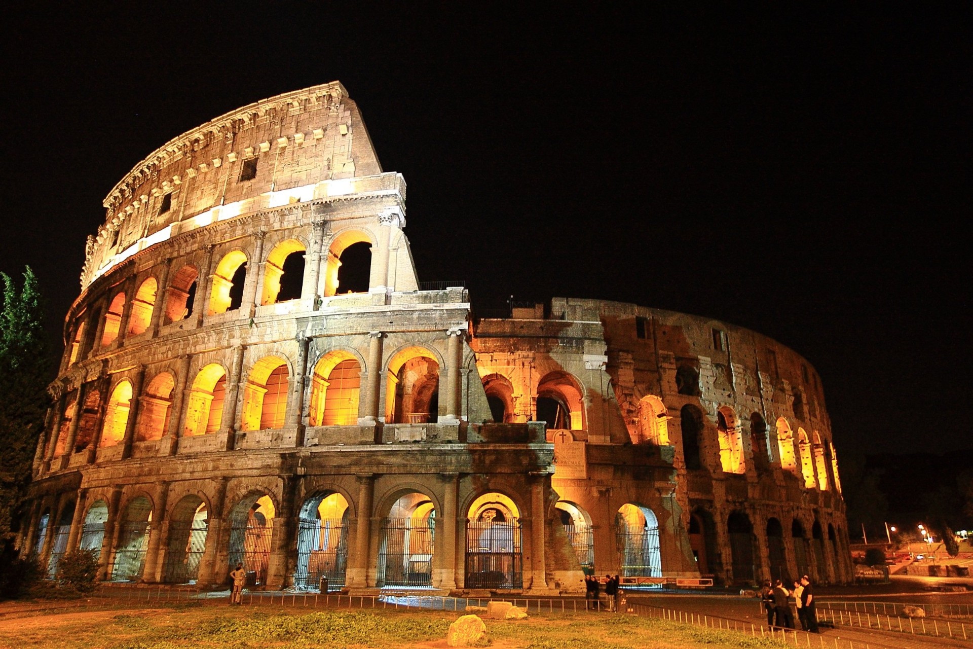 Best Colosseum Tickets in Rome (Comparison + Tips) | 2026 | AllTrips